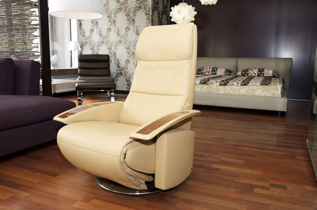 The Different Types of Recliners: Wall, Rocker, Lazy Boy and More ...